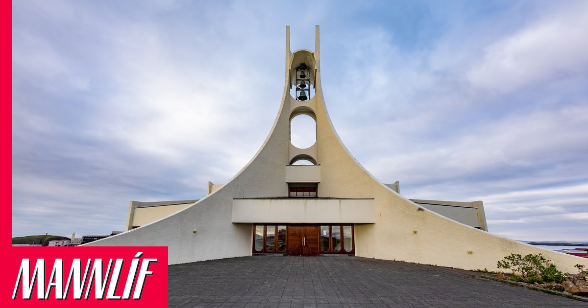 Séra Hilda María blessar Stykkishólm